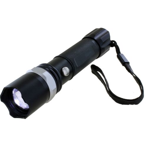 500 Lumen Adjustable Beam Flashlight | xUmp